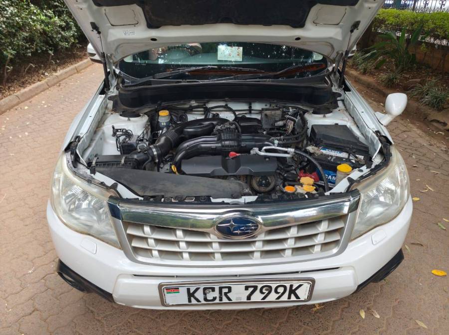 SUBARU FORESTER 2011 NON TURBO Automatic0