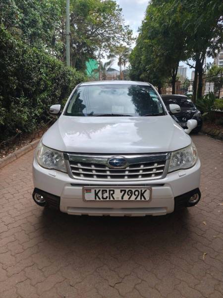SUBARU FORESTER 2011 NON TURBO Automatic0